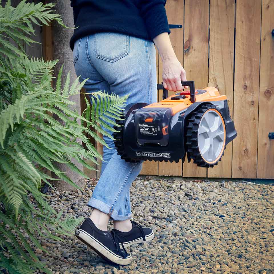 LawnMaster OcuMow® 16 MX 24V VBRM16 Robot Lawnmower Drop and Mow - With ...